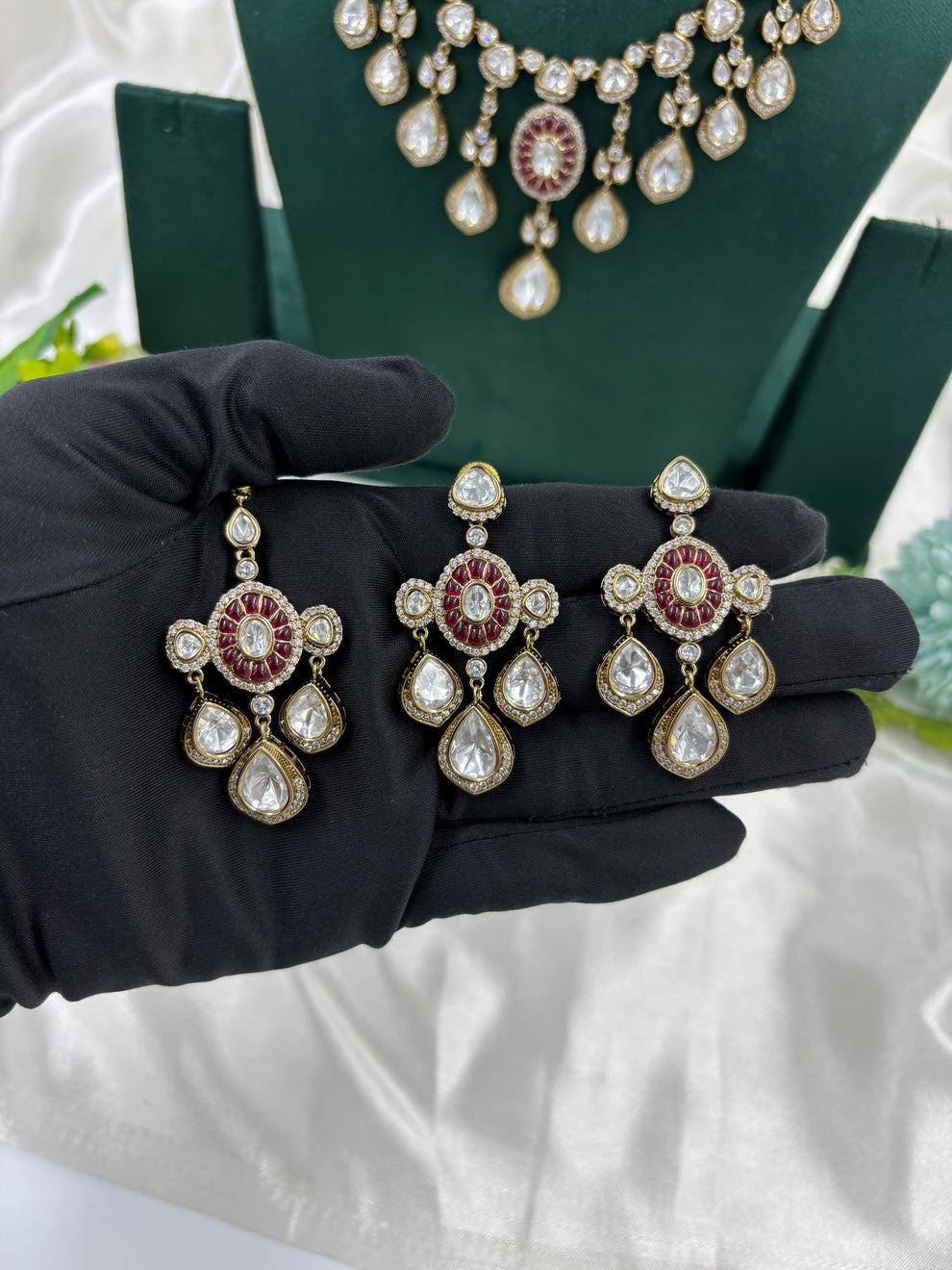 Velina Moissanite Kundan Necklace – Kaushalya Art Jewellery