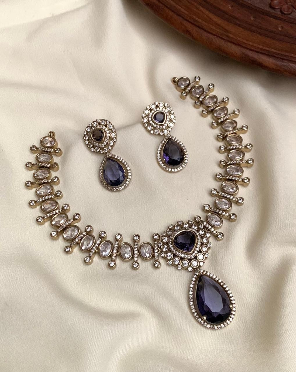 Viva Drop Victorian Necklace set – Kaushalya Art Jewellery